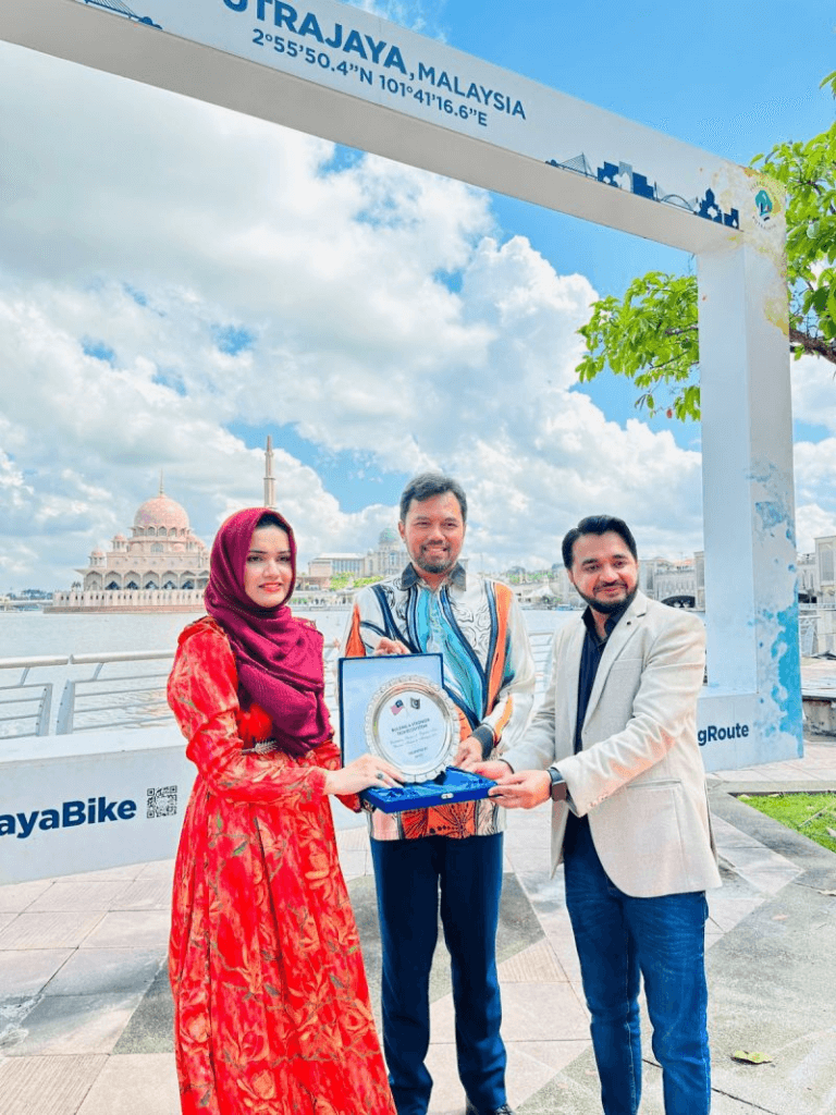 Ayesha Hammad Zaman (Pakistan, 2022) — TechWomen